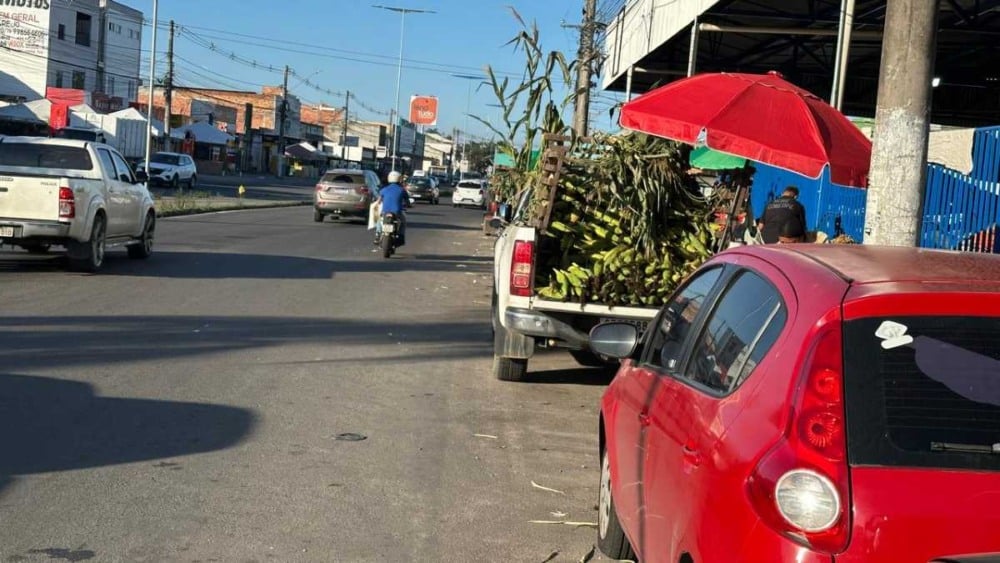 "Concorrência desleal": comerciantes da Feirinha da Estação Nova ...